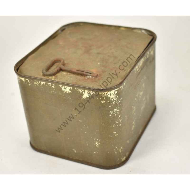 Life raft ration can